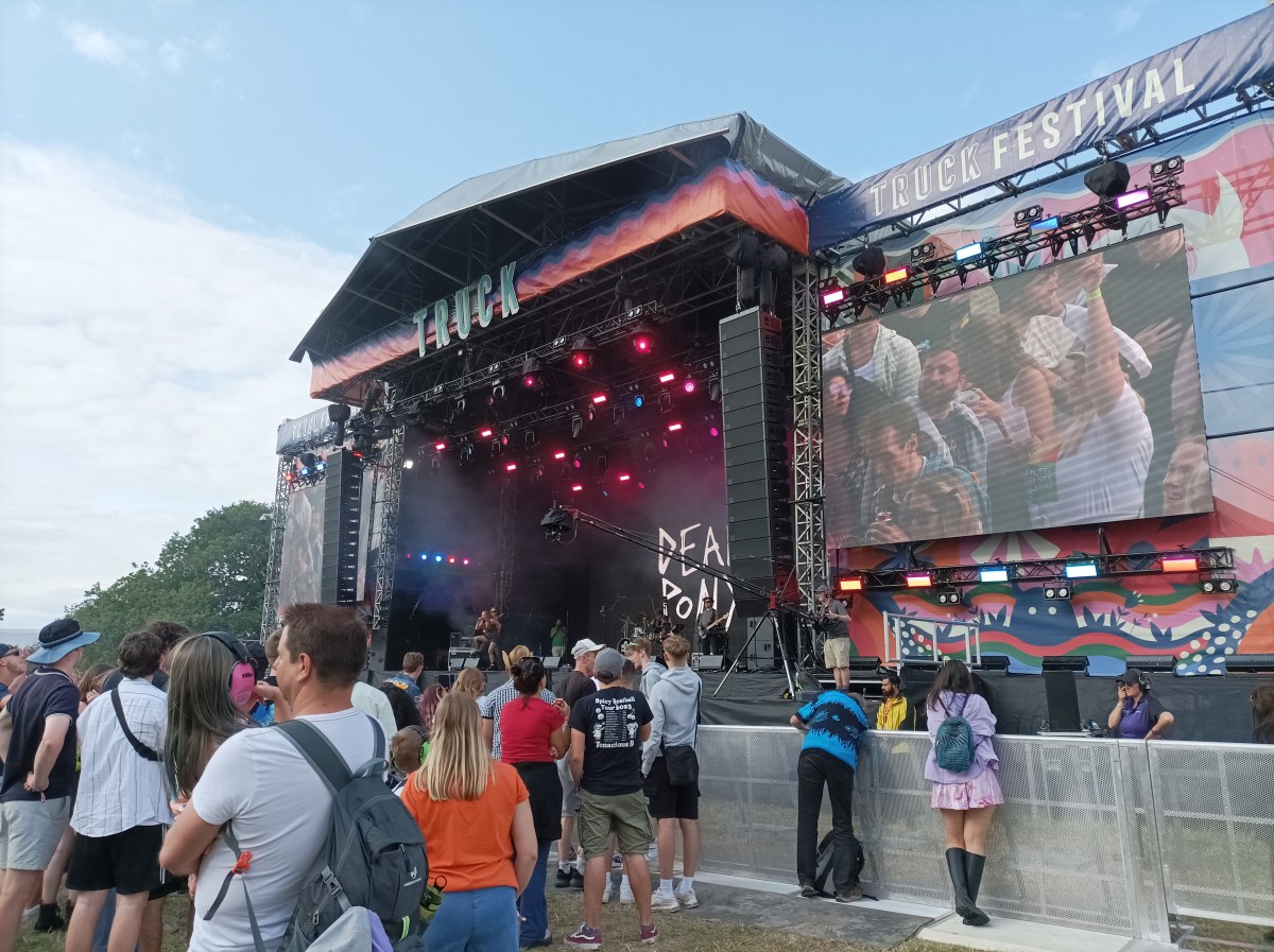 TRUCK Thursday: Dead Pony dominates the stage, The Wombats are getting ...